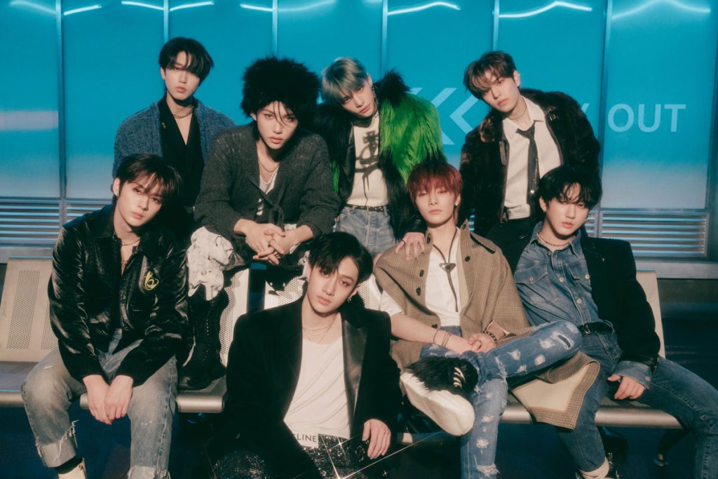 [UPDATE] Stray Kids "S-Class" Lyrics, Meaning, Song Credits