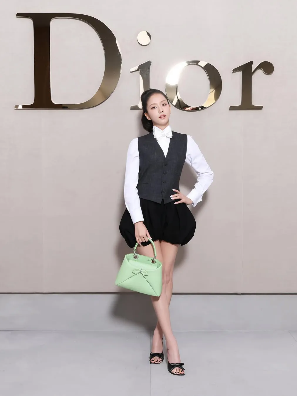 [POLL] BLACKPINK at PFW 2025 – Which Look Is Your Fave?